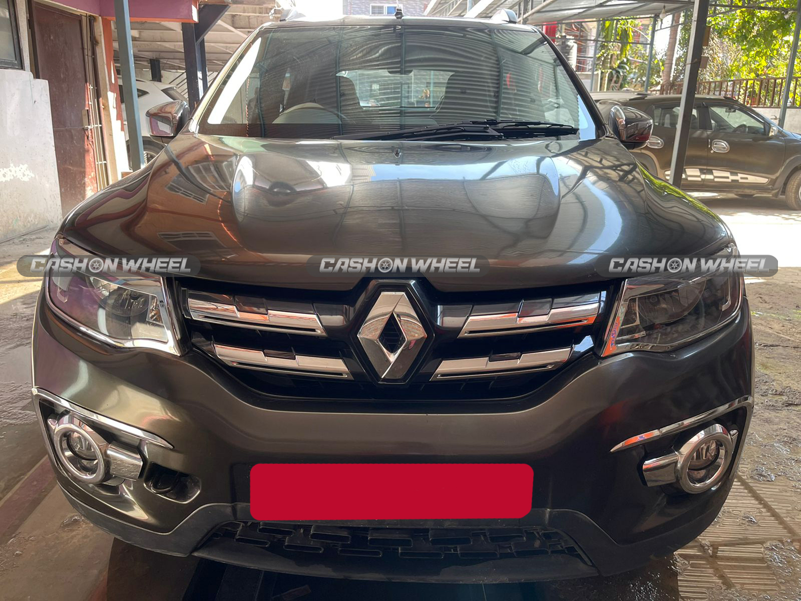 Renault Kwid Auto Gear (Renault - Kwid RXT 1.0 Opt - 2018) for Sale ...